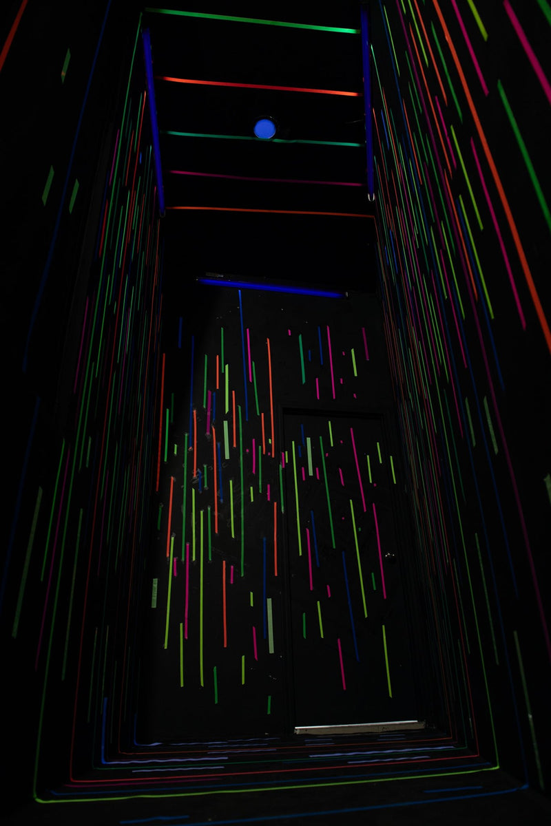 Neon Glow Room | 1 Hrs – THE BRIDGE OFFICIAL
